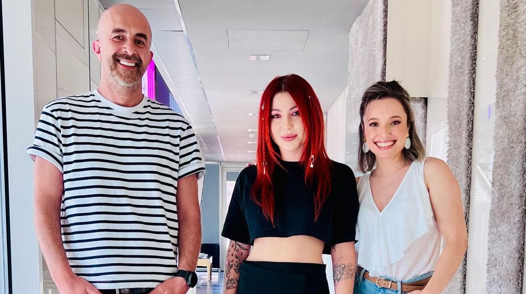 Poezie dedicată lui Liviu Dragnea: Pentru reabilitare / Modelează perișoare